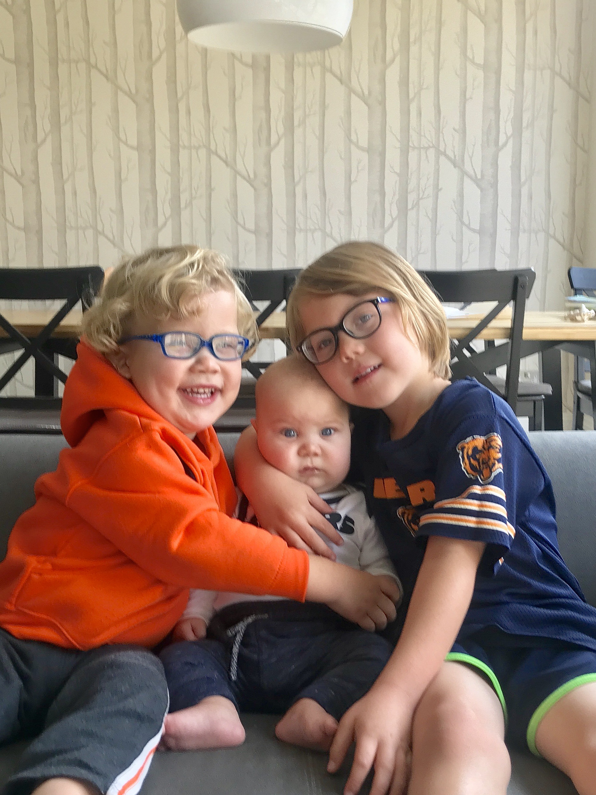 Little Specs – Uptown Girl | Suburban World